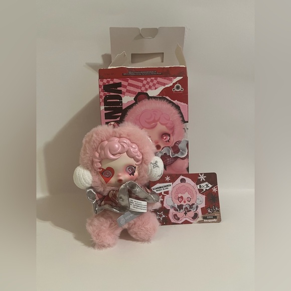 POP MART | Accessories | Skullpanda Winter Symphony Rhapsody | Poshmark